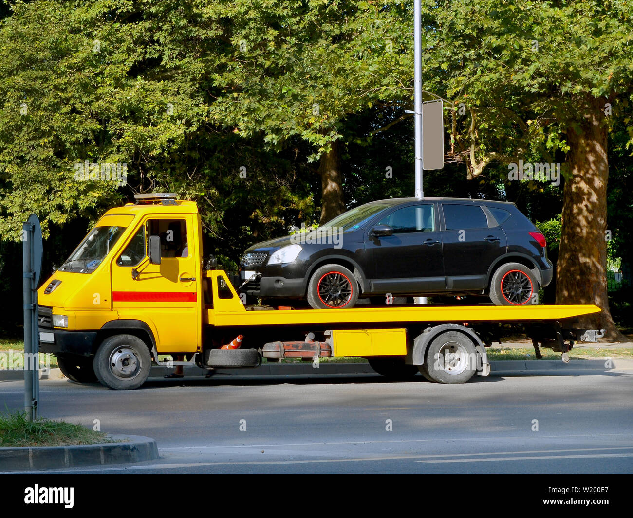 Tow track hi-res stock photography and images - Alamy