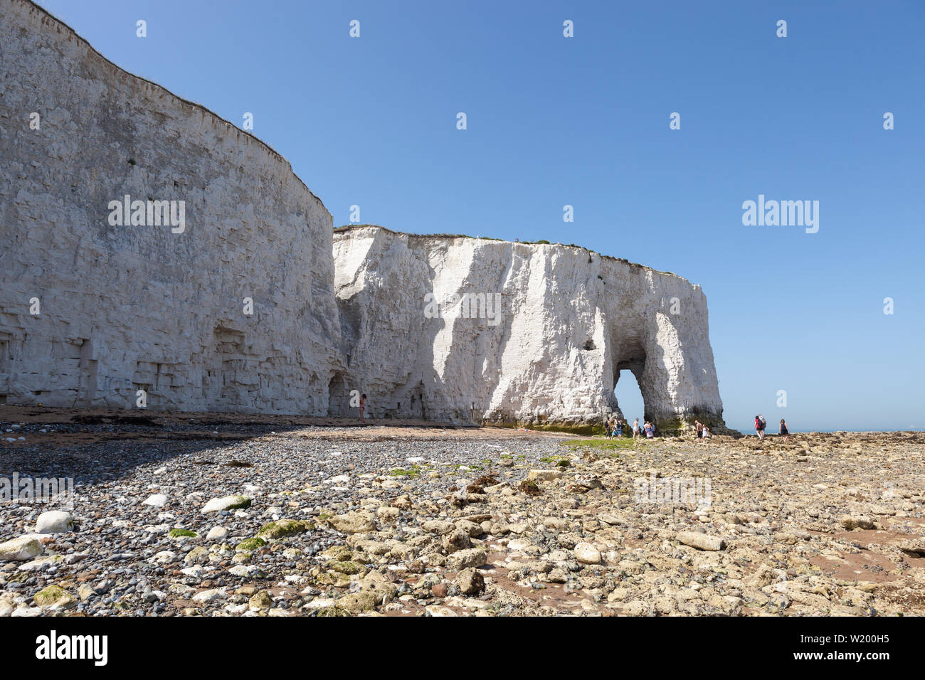 Kingsgate Bay Sea Arch, Margate, Kent, England Stock Photo - Alamy