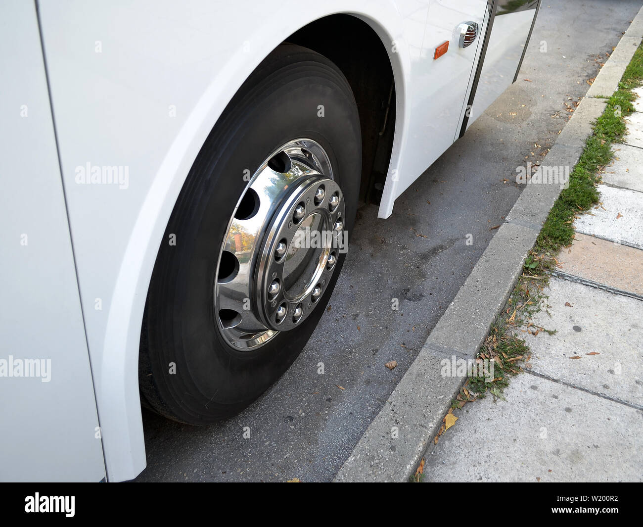 Bus wheel hi-res stock photography and images - Alamy