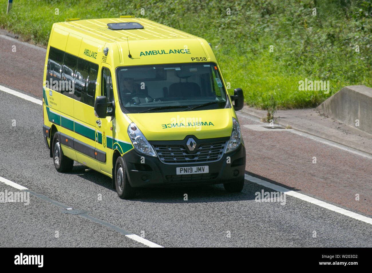 2019, Renault Trucks Master 35 SWB NHS Ambulance; UK Vehicular traffic ...