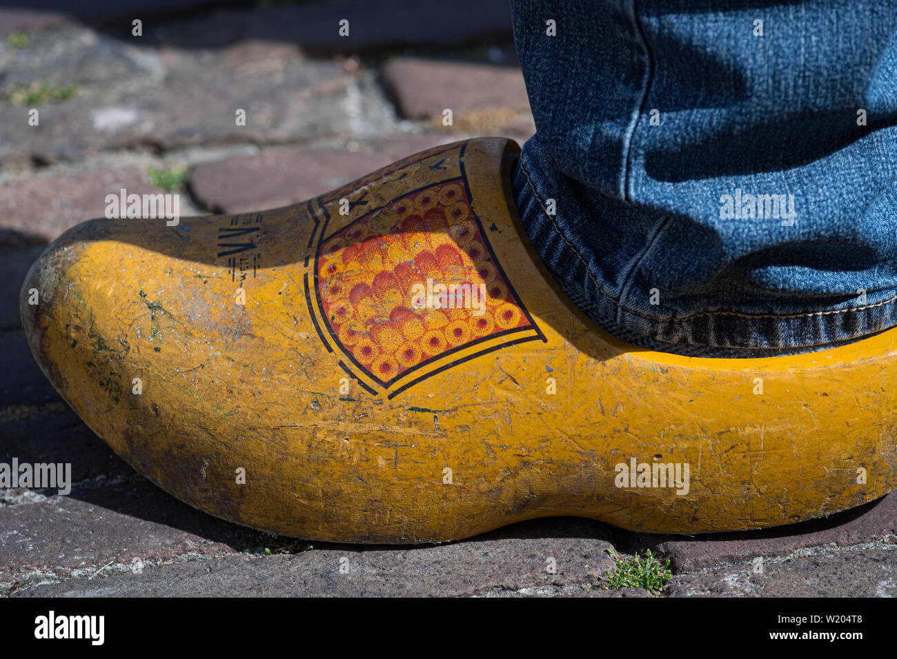Dutch farmers clogs hi-res stock photography and images - Alamy