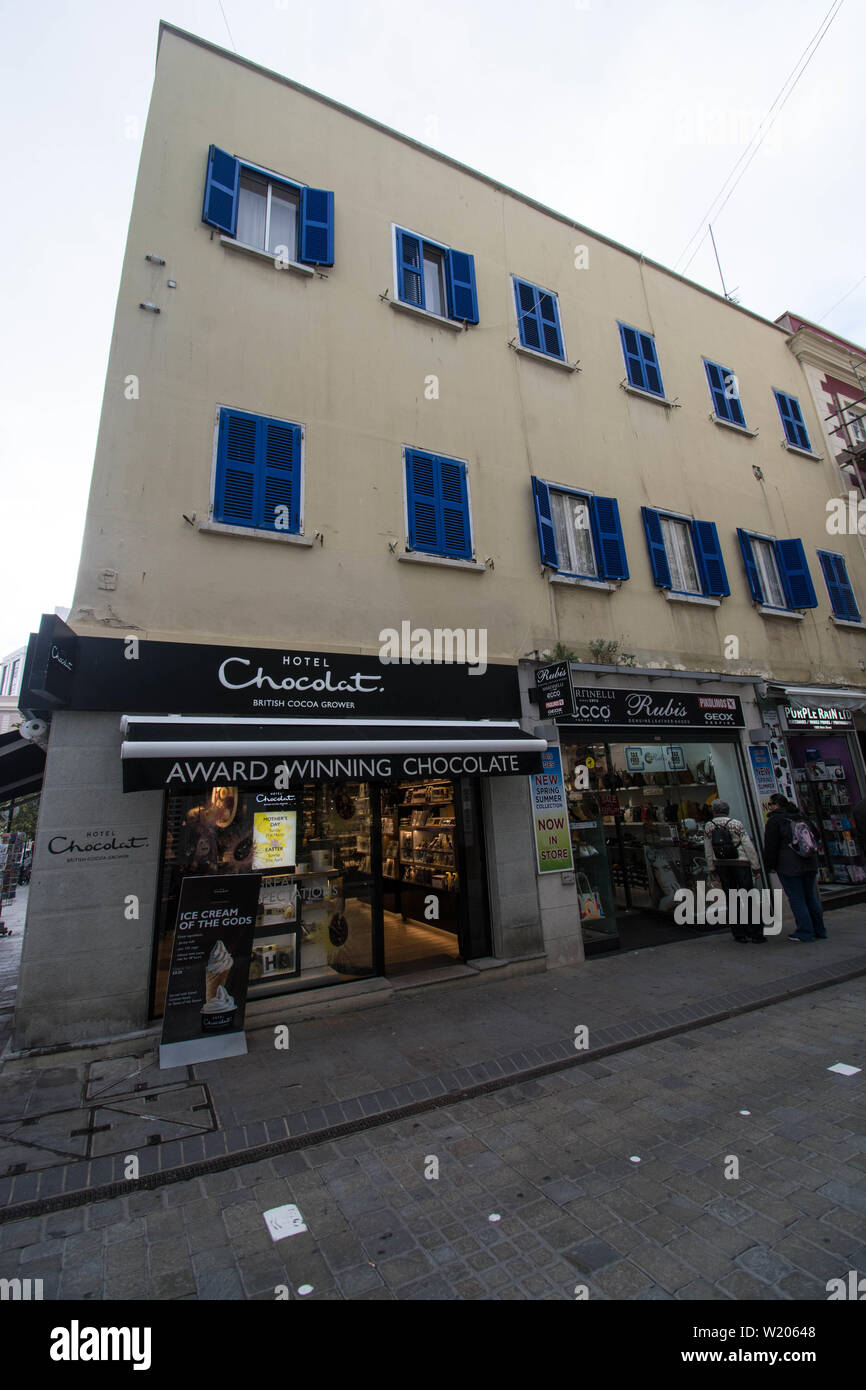 Hotel chocolat shop hi-res stock photography and images - Alamy