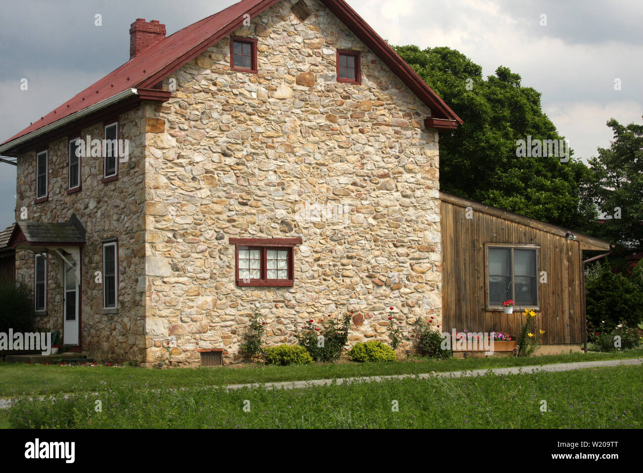 Old facade kept hi-res stock photography and images - Alamy