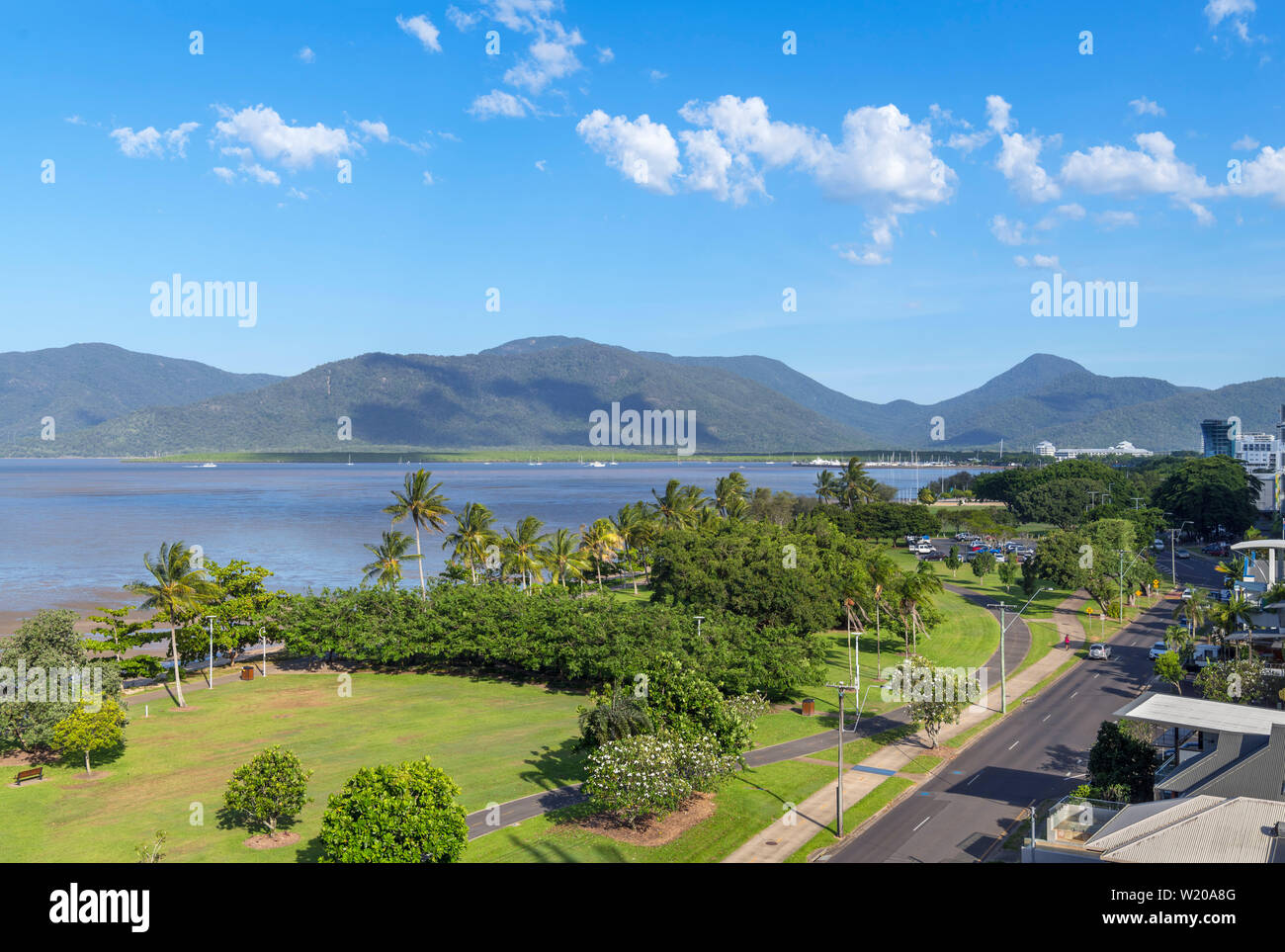 Cairns tourist hi-res stock photography and images - Alamy