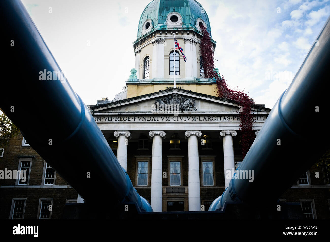 Facade of British Imperial War Museum, London Stock Photo - Alamy