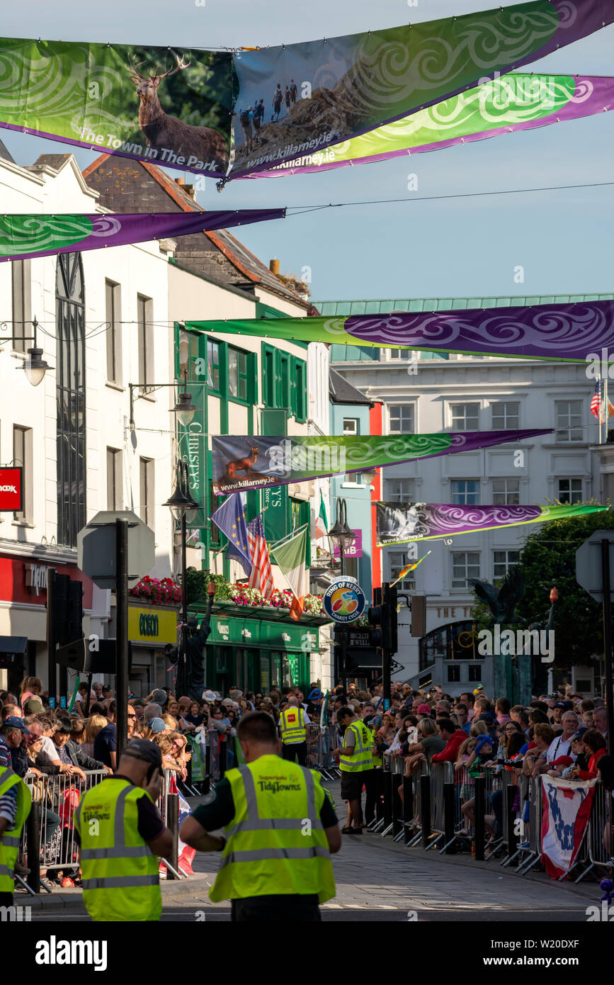 American Flags Parade High Resolution Stock Photography and Images - Alamy