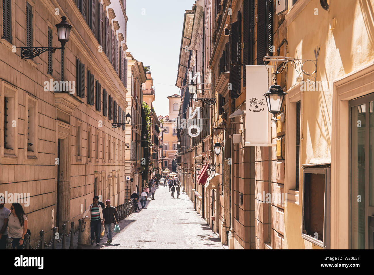 Walking the street in rome hi-res stock photography and images - Alamy
