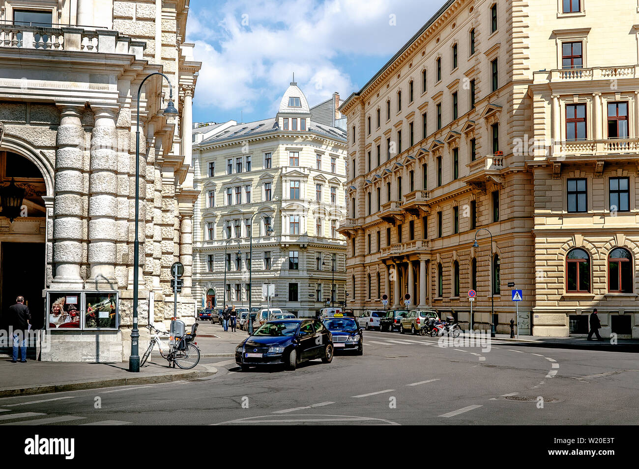 Street in Vienna. Austria Stock Photo - Alamy