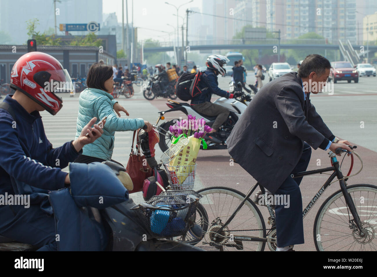 Air pollution china cars hi-res stock photography and images - Alamy