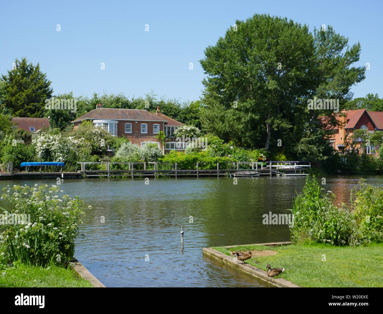 River Thames Landscape, at Ferry Lane, on The Ridgeway Path, South ...