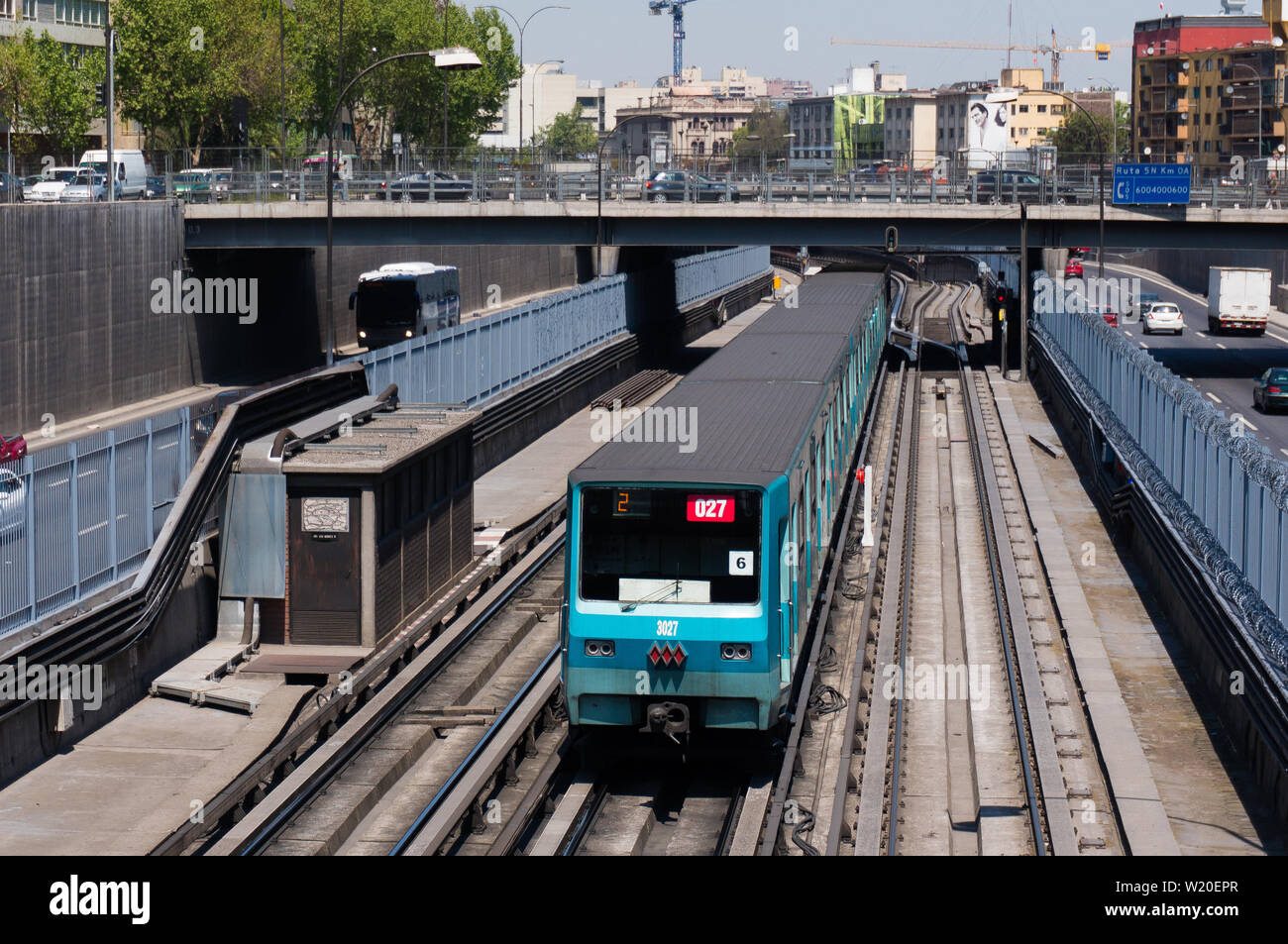 Santiago chile train stations hi-res stock photography and images - Alamy