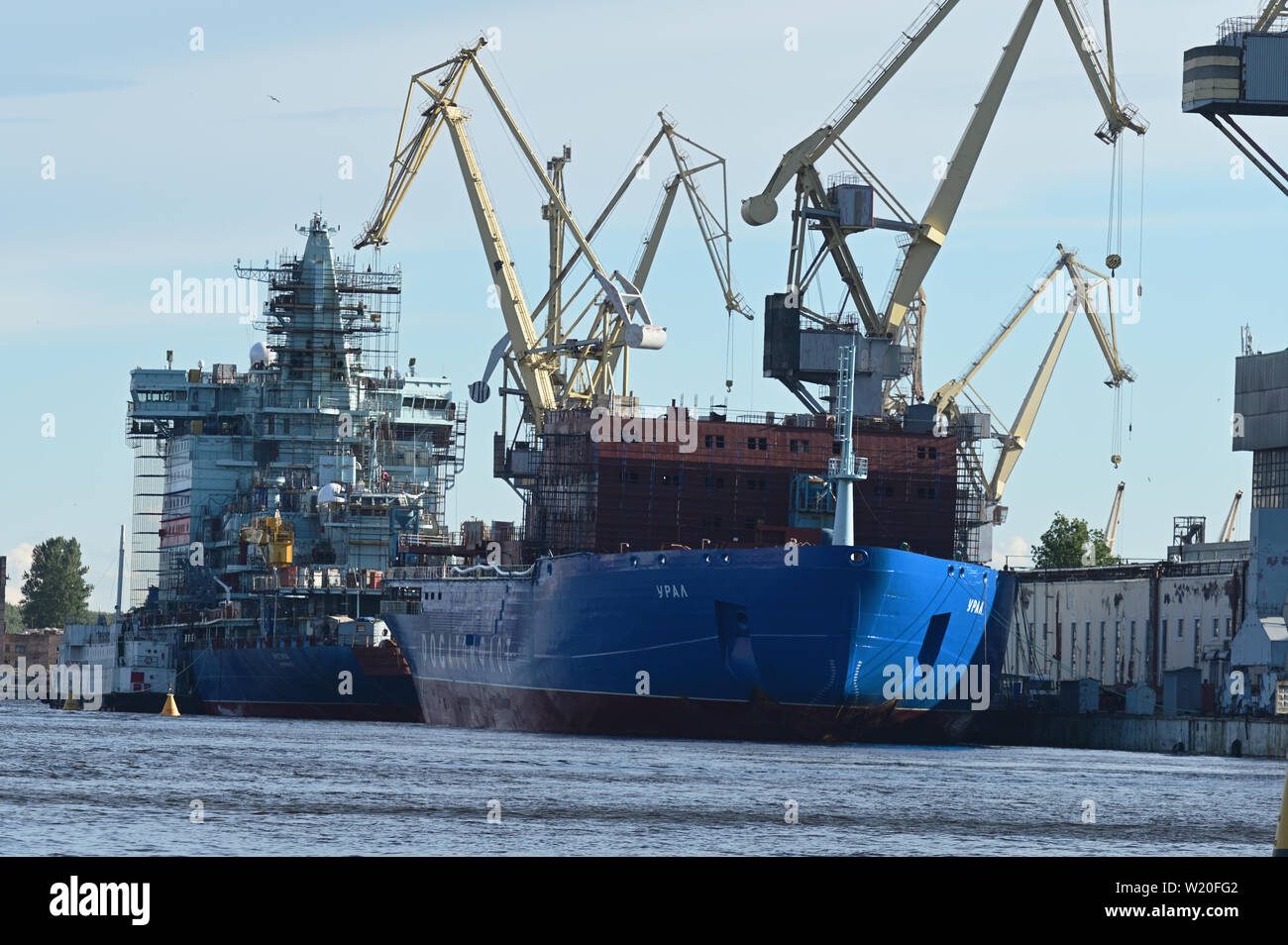 Nuclear-powered icebreaker Ural under construction at the Baltic ...