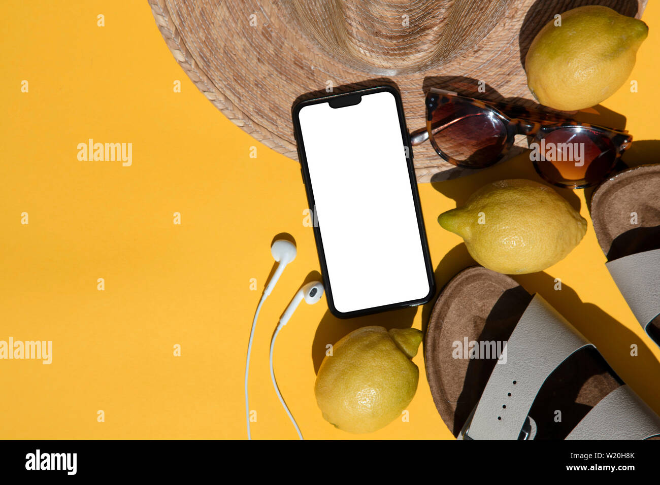 Blank smartphone frame hi-res stock photography and images - Alamy