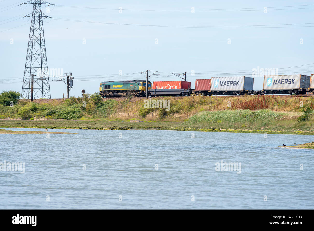 Freightliner Class 66 diesel electric locomotive hauling a freight ...