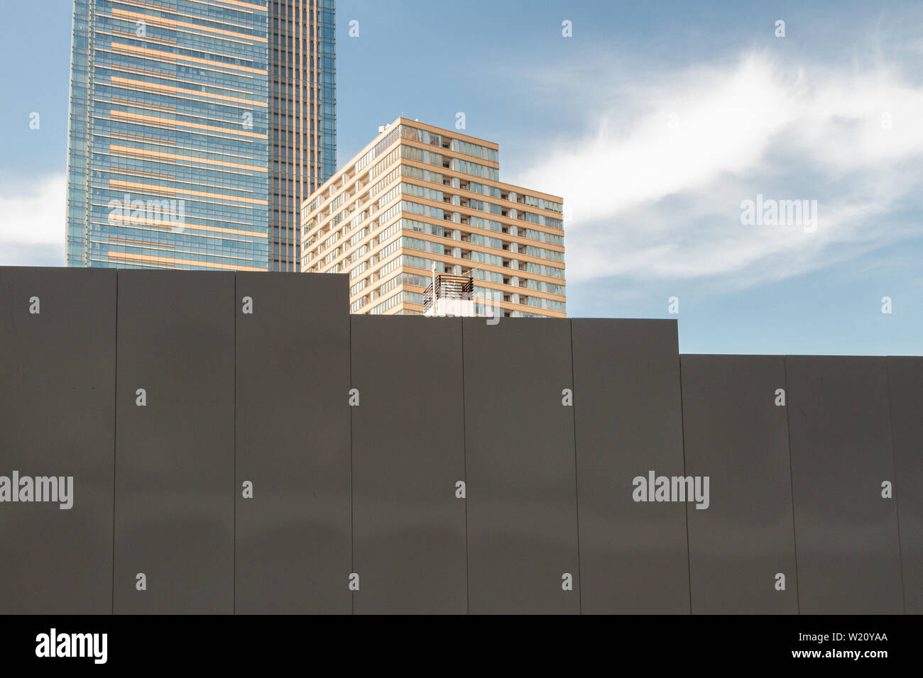 Tokyo midtown tower hi-res stock photography and images - Alamy
