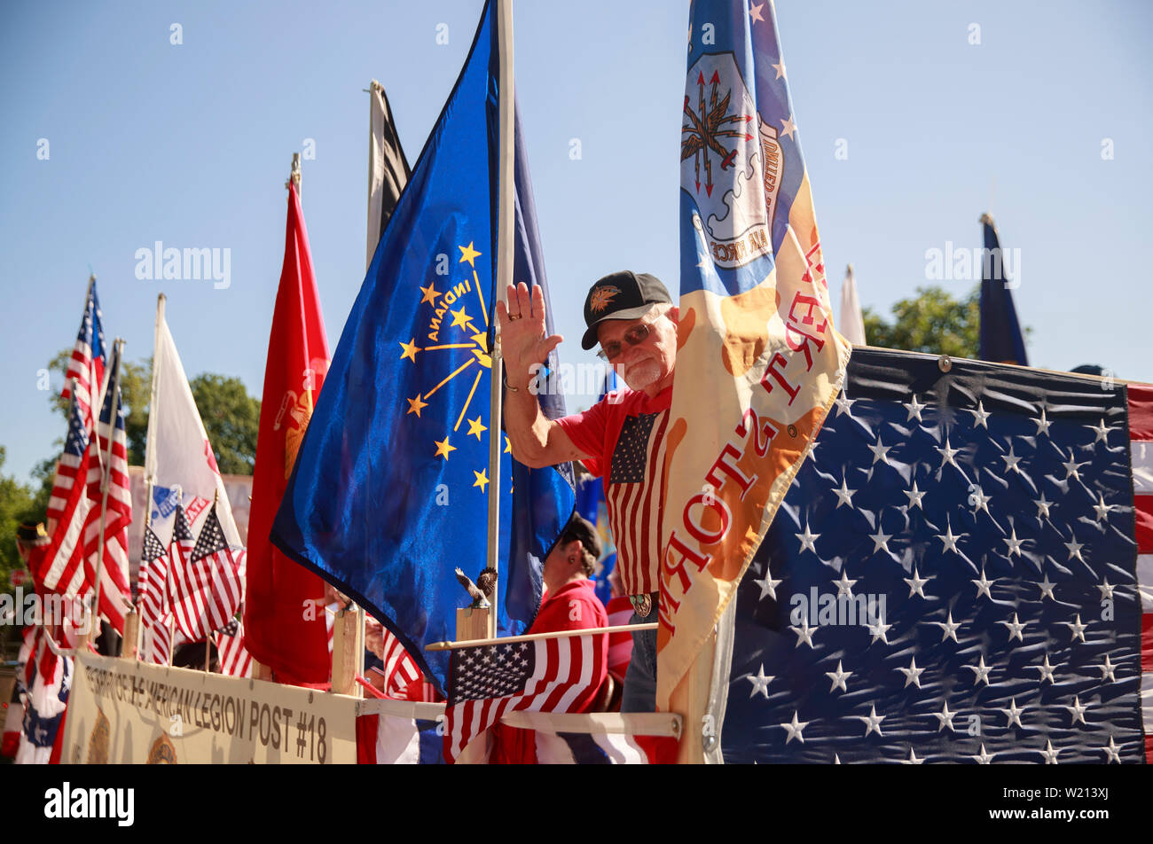 American Legion Parade High Resolution Stock Photography and Images - Alamy