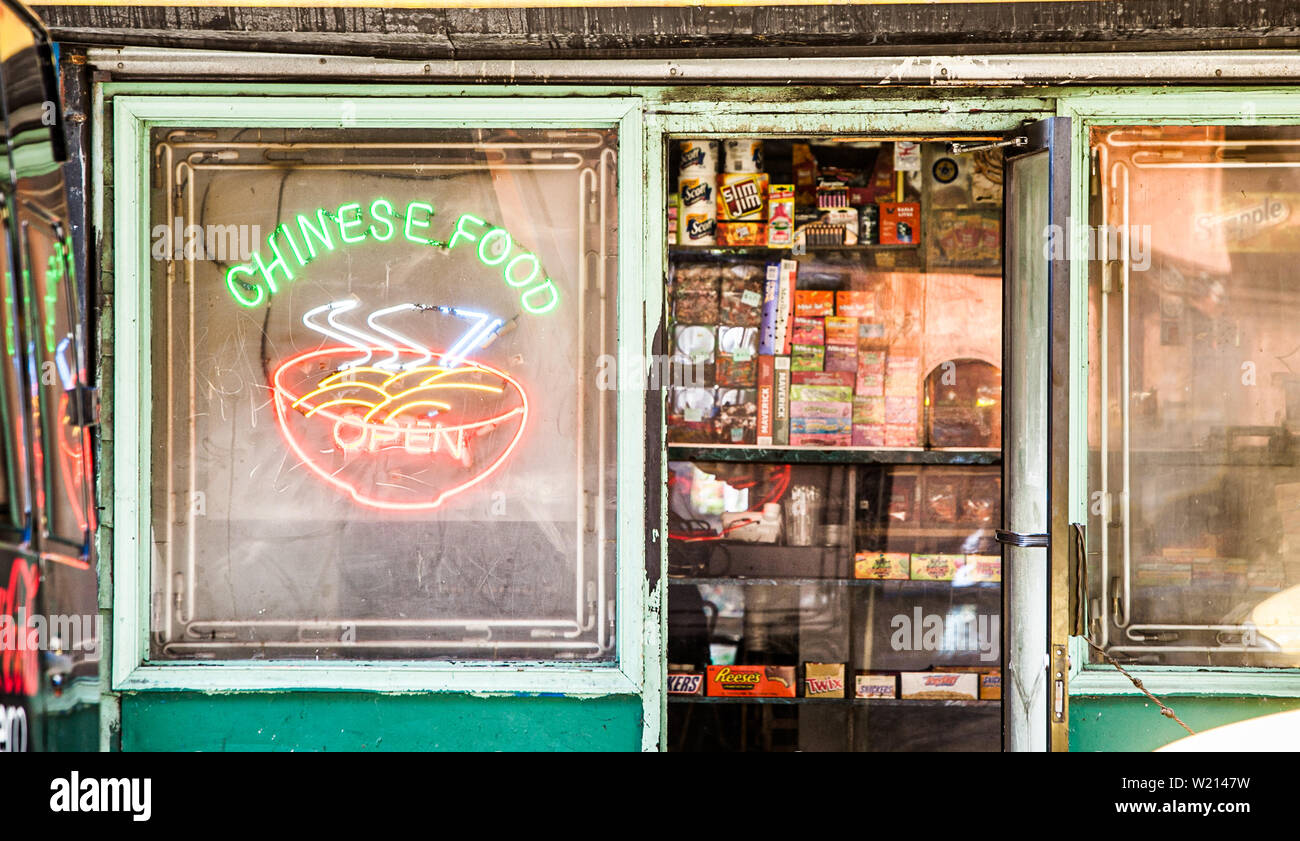 Food in a chinese restaurant hi-res stock photography and images - Alamy