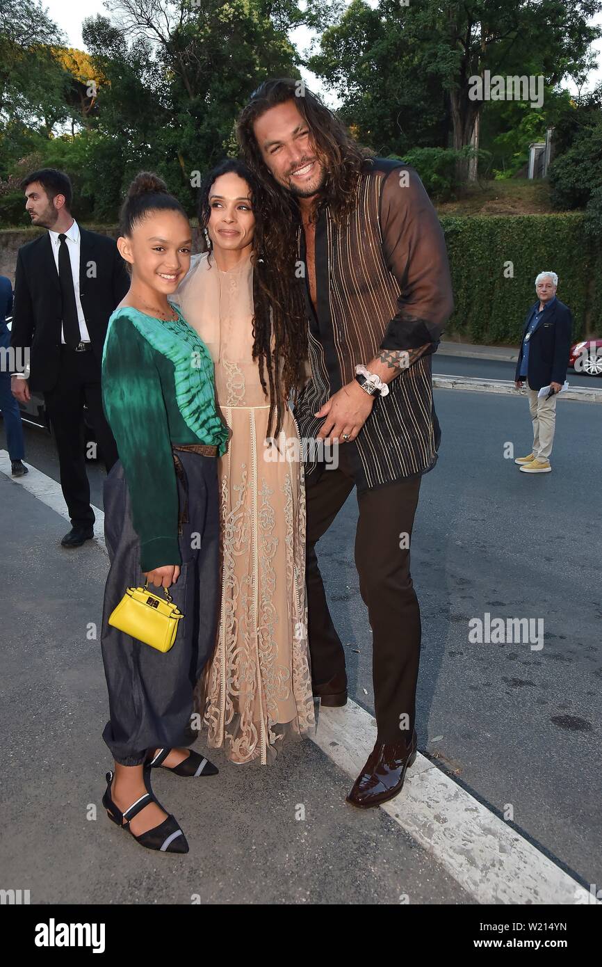 Lola iolani momoa hi-res stock photography and images - Alamy