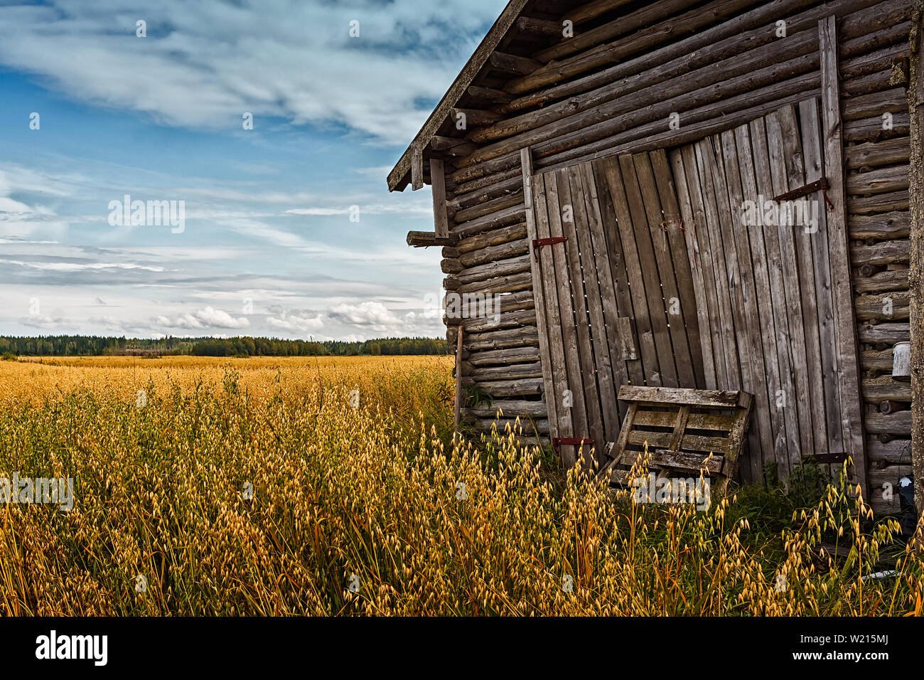 Barn rural farming doors hi-res stock photography and images - Alamy