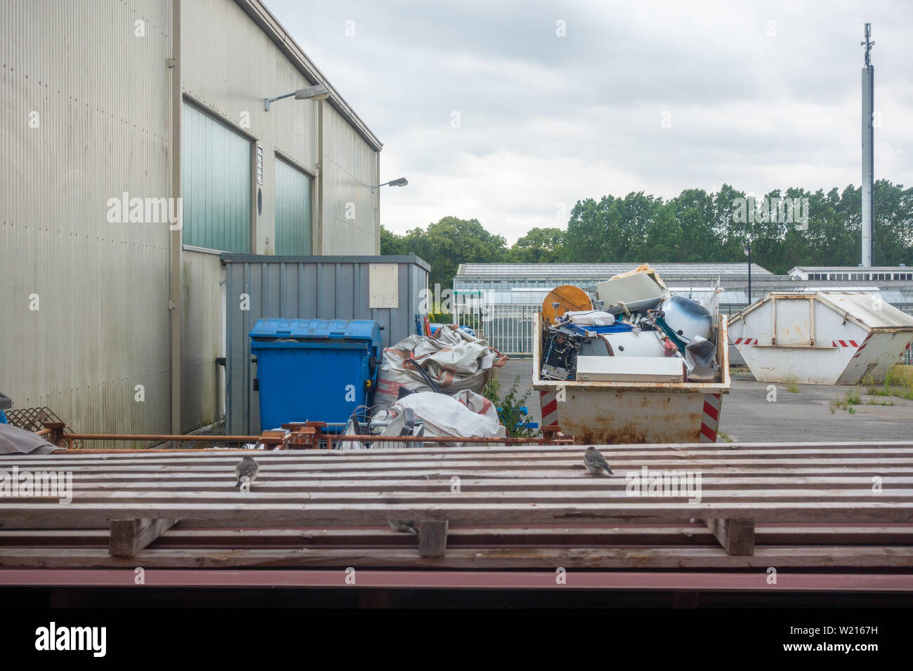 Big Garbage Container High Resolution Stock Photography and Images - Alamy