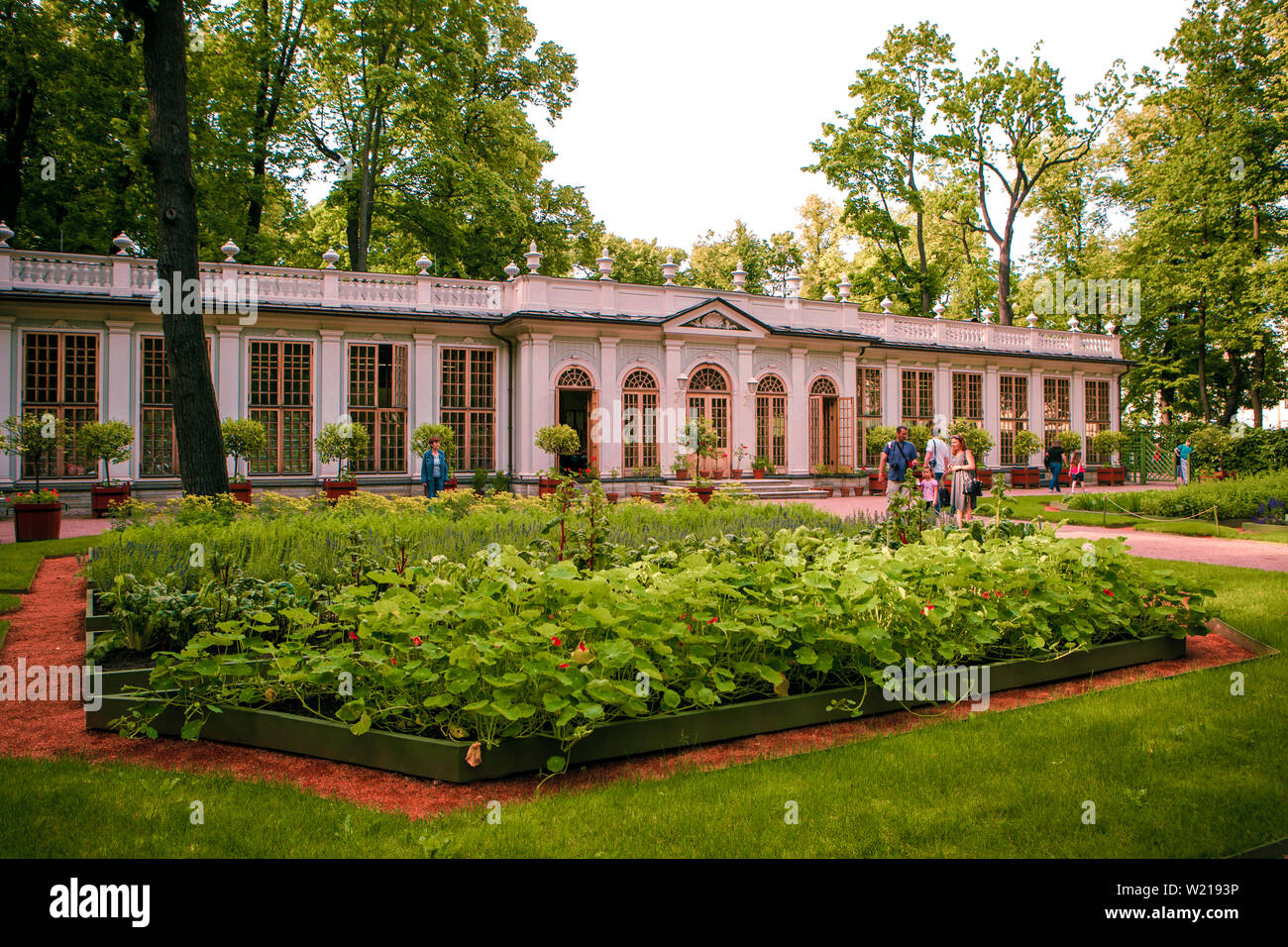 Beautiful park design Stock Photo - Alamy