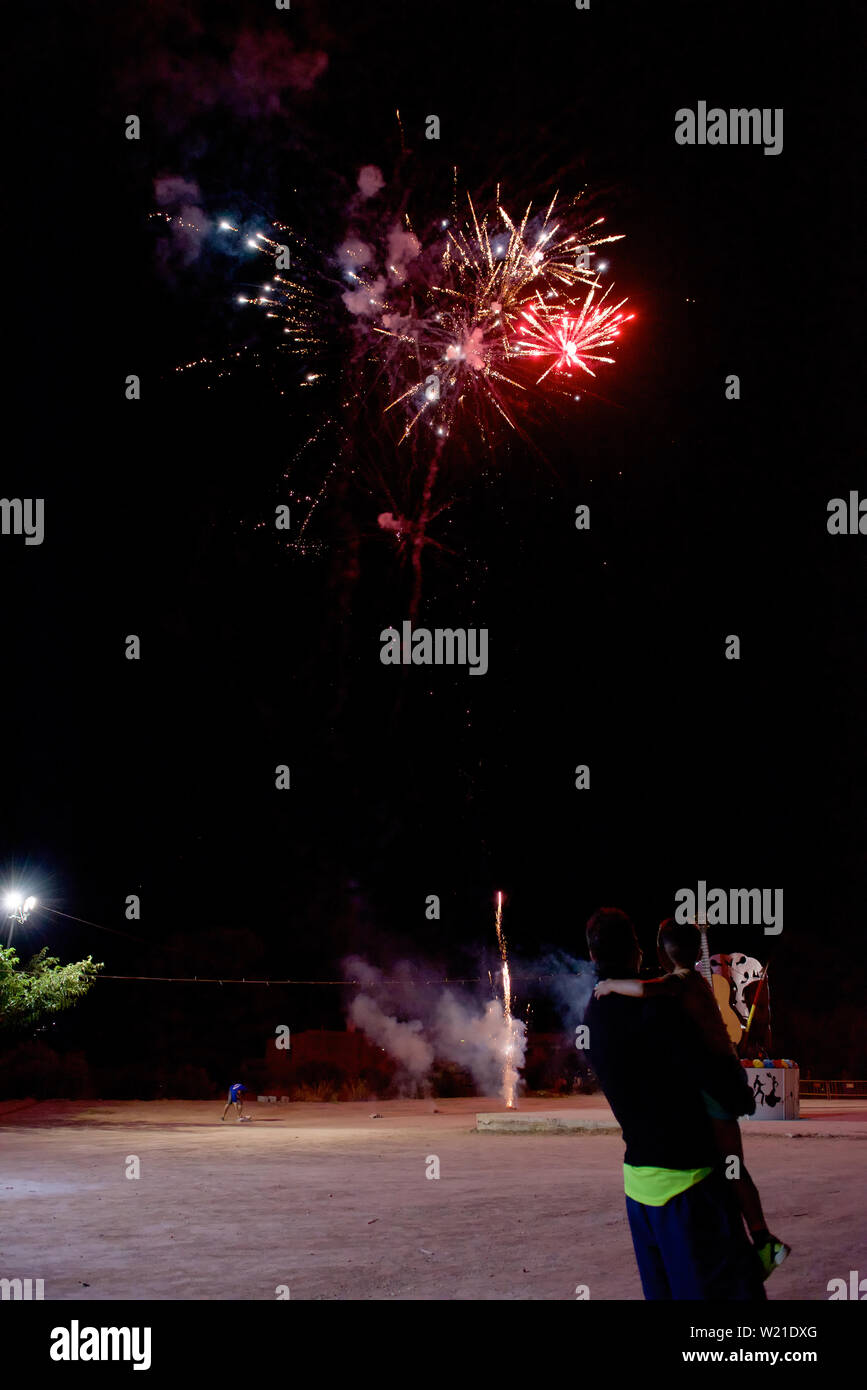 Colourful bright fireworks hi-res stock photography and images - Alamy