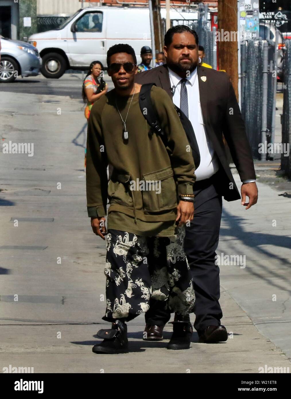 Chadwick Boseman and Kwahi Leonard arrive to the Jimmy Kimmel studio ...
