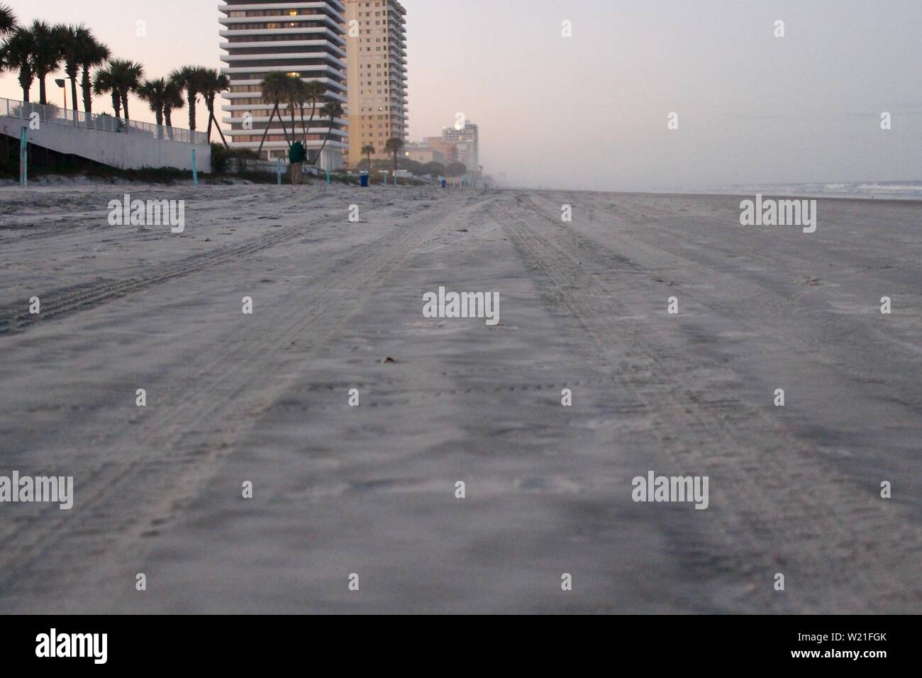 Daytona at sunset hi-res stock photography and images - Alamy