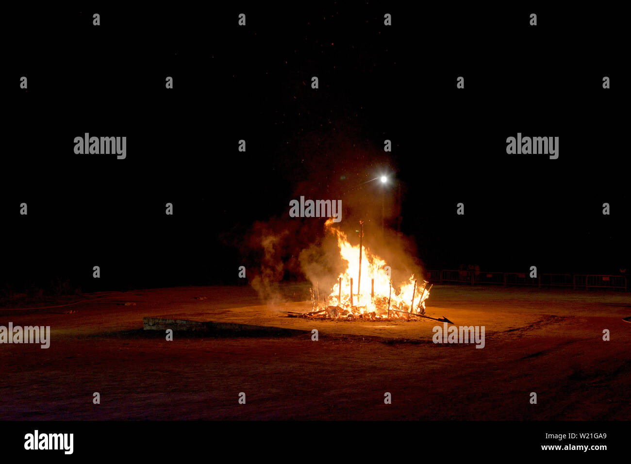 Bonfire at the Fiesta at El Faldar, Pinoso in Spain Stock Photo - Alamy