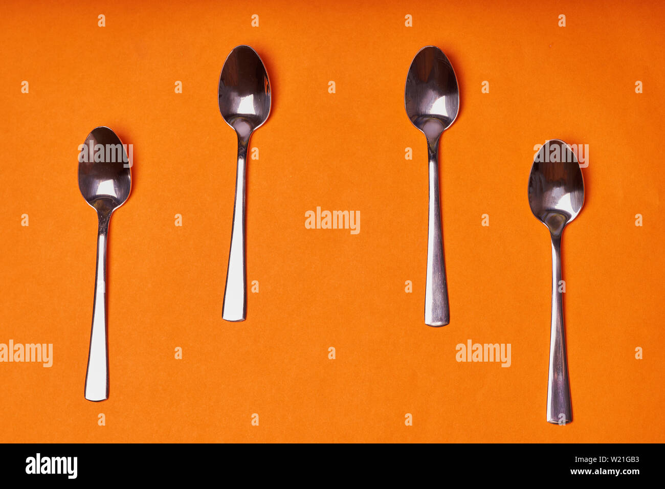 Petite layout hi-res stock photography and images - Alamy