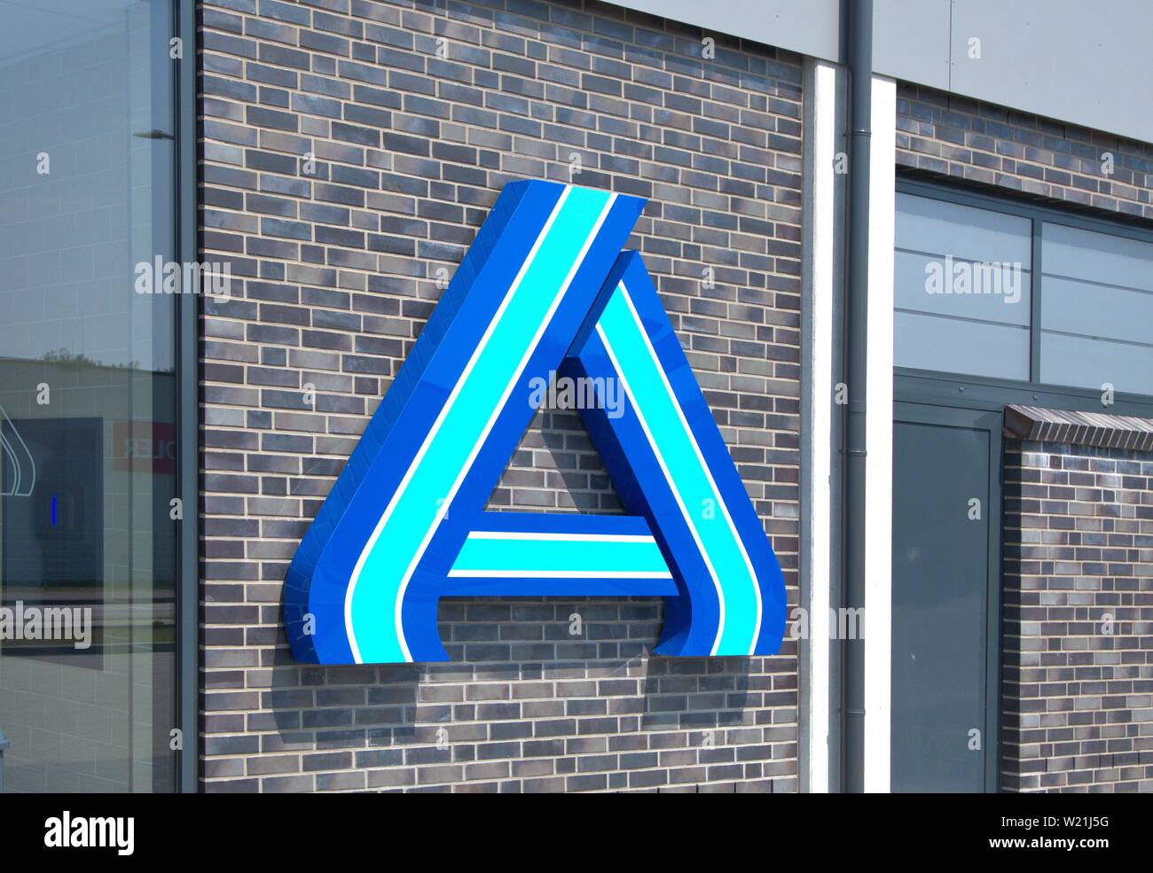30.06.2019, the nameplate on an ALDI market in Schleswig. The neon sign ...
