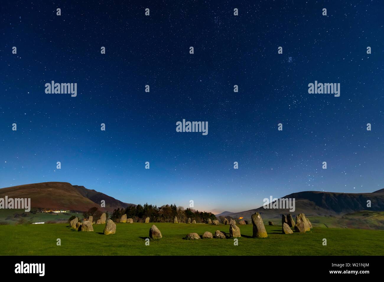 Stone circle at full moon with starry sky hi-res stock photography and ...