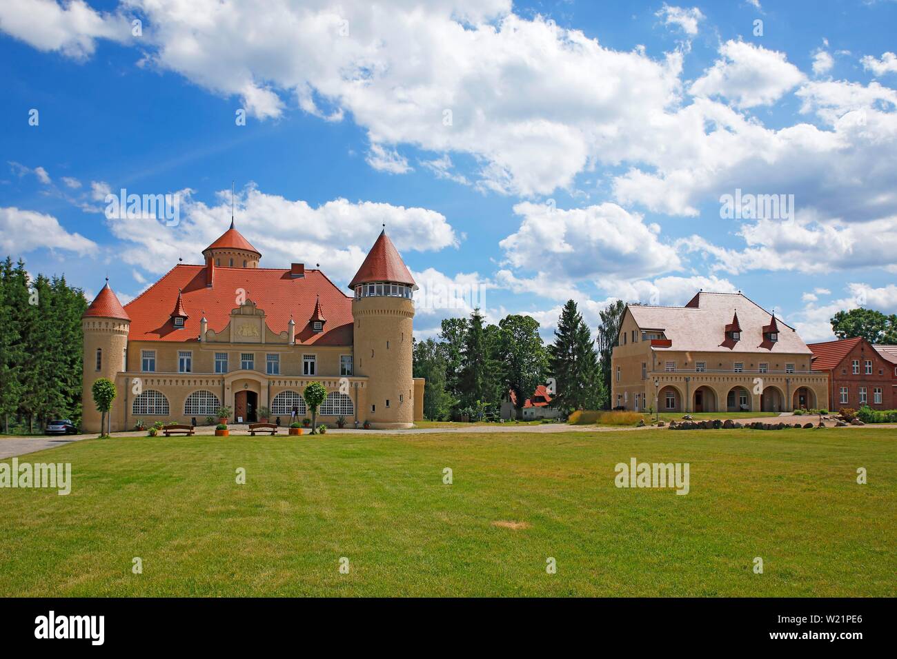 Schloss stolpe summer hi-res stock photography and images - Alamy