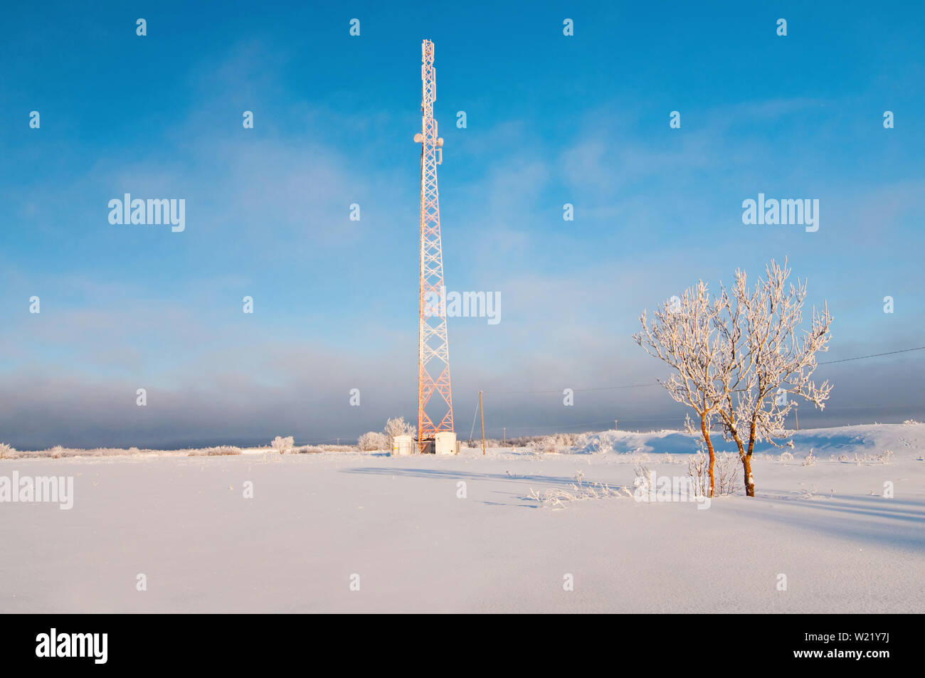 Frozen telecommunication tower hi-res stock photography and images - Alamy