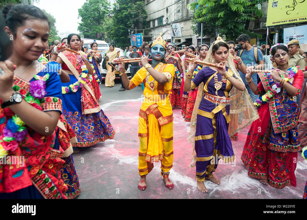 Sudarshana chakra hi-res stock photography and images - Alamy