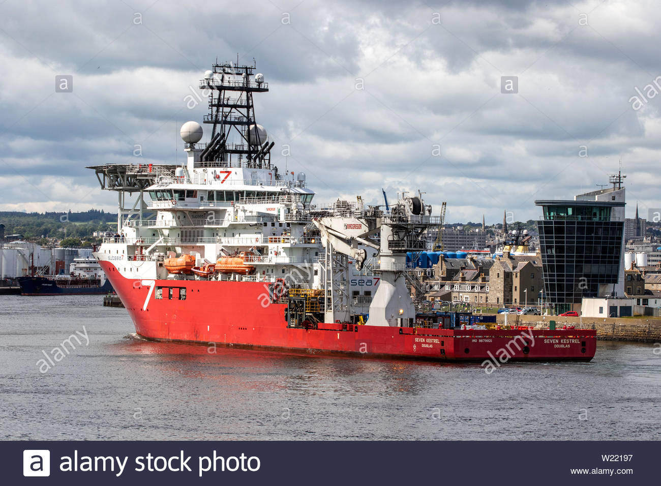 Oil Rig Support Vessel Stock Photos & Oil Rig Support Vessel Stock ...