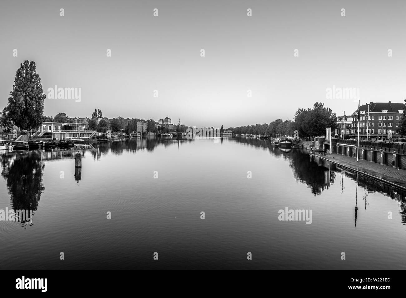 Amstel river amsterdam Black and White Stock Photos & Images - Alamy
