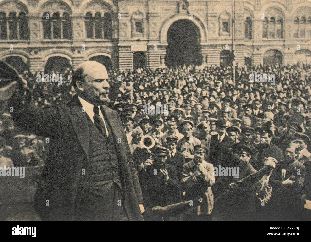 Lenin speech hi-res stock photography and images - Alamy