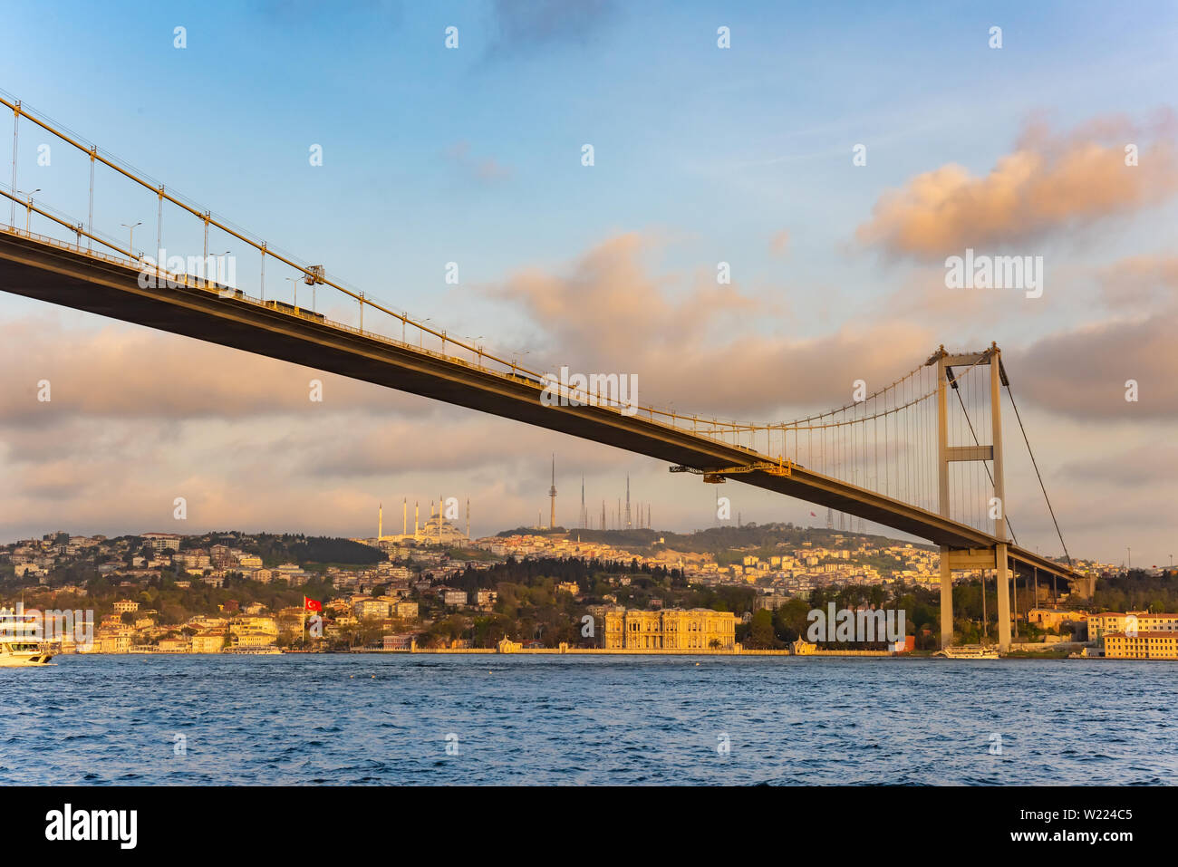 Modern istanbul bosphorus bridge hi-res stock photography and images ...