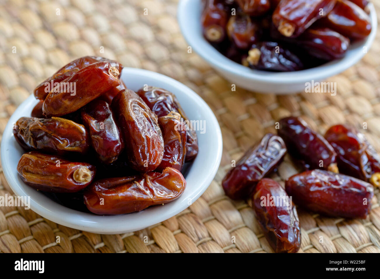 Hurma hi-res stock photography and images - Alamy