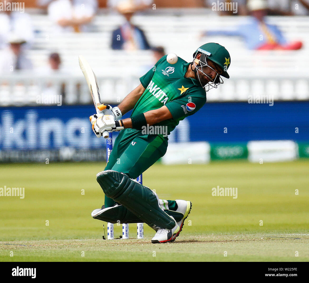 Babar azam hi-res stock photography and images - Alamy