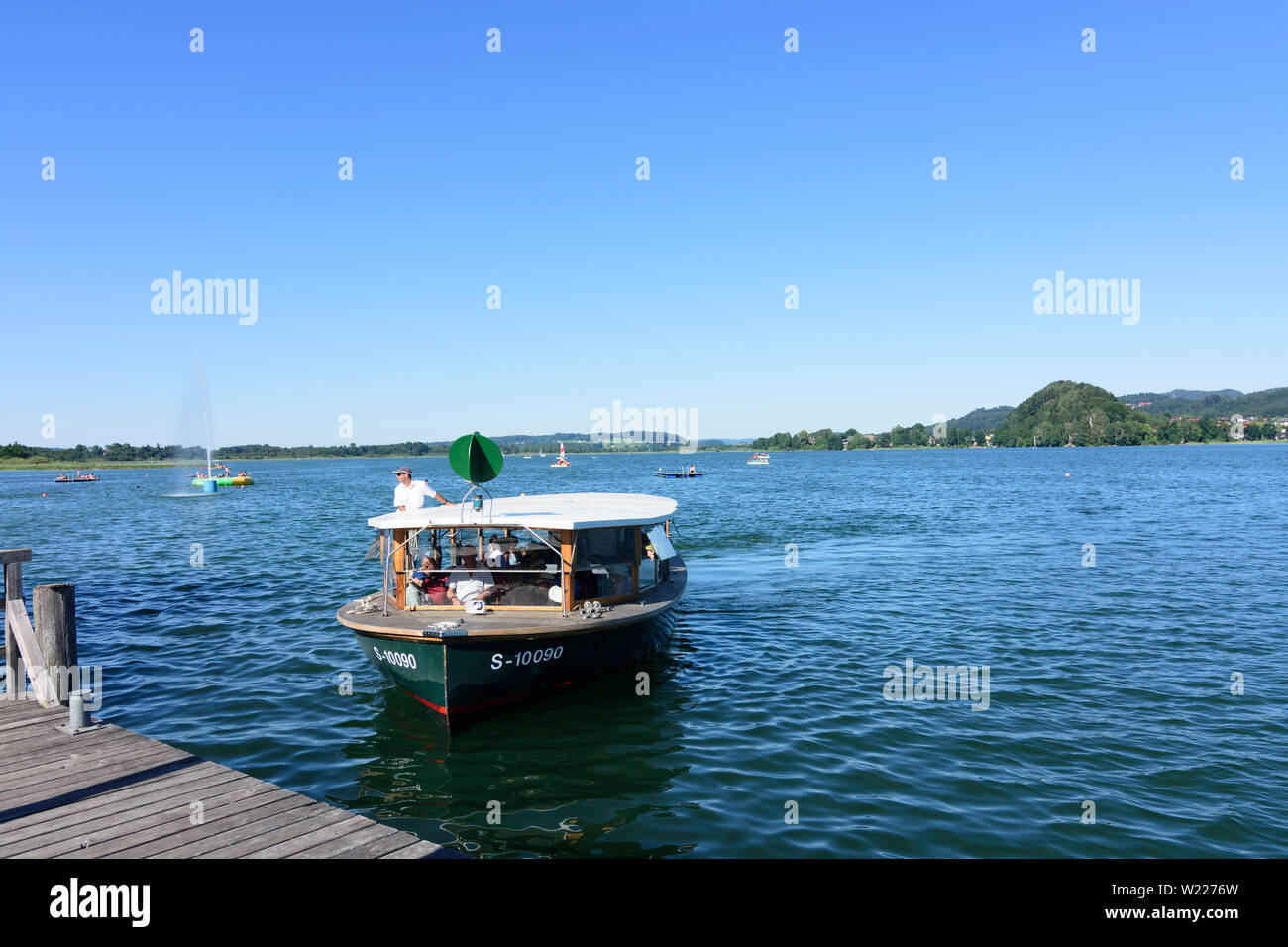 Seeham: lake Obertrumer See, passenger ship "Seenland“, jetty in ...
