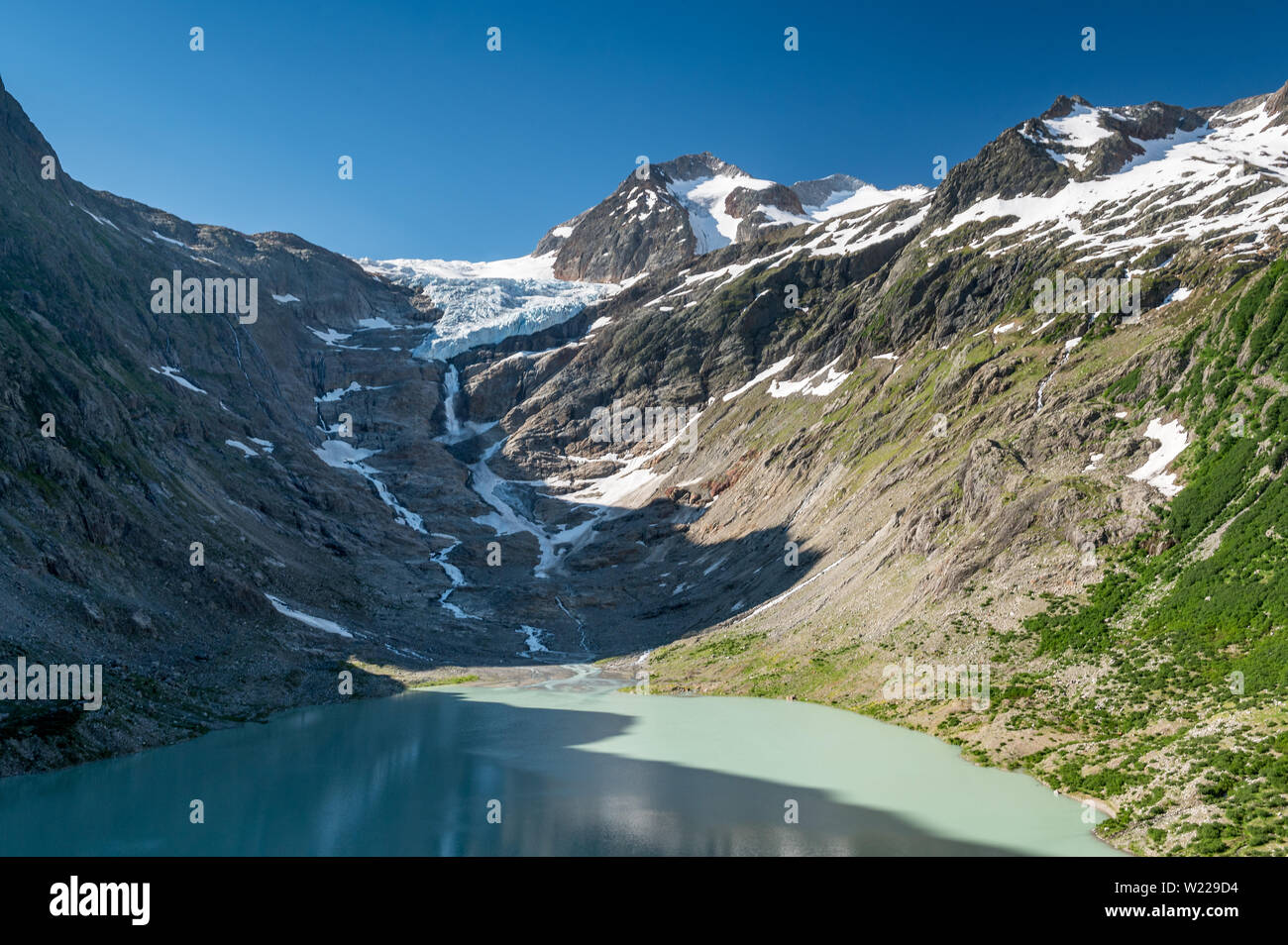 Fluss und natur in bern hi-res stock photography and images - Alamy