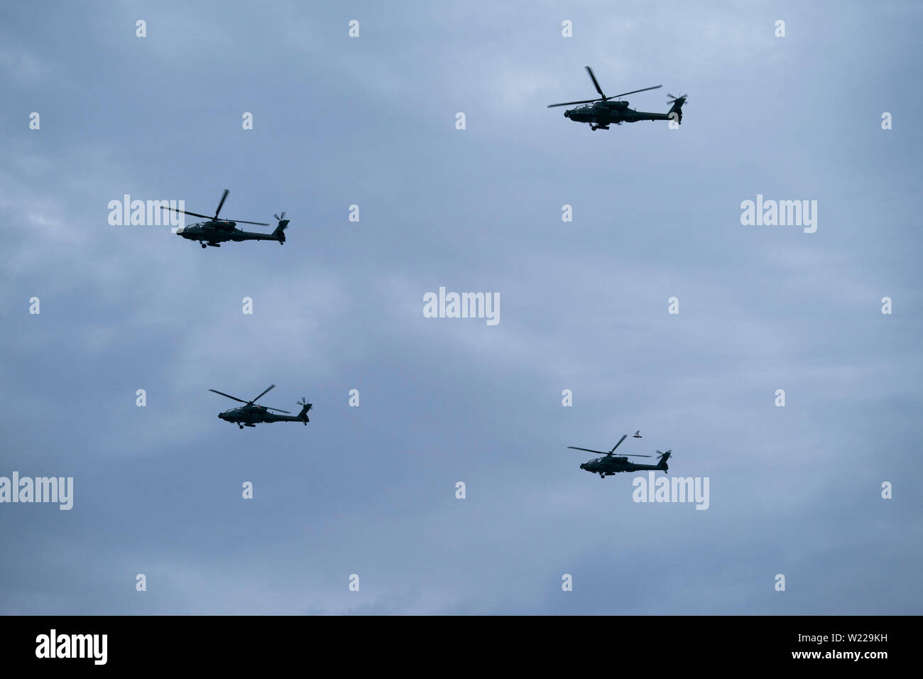 Washington, DC, USA. 4th July, 2019. Army helicopters fly over the ...