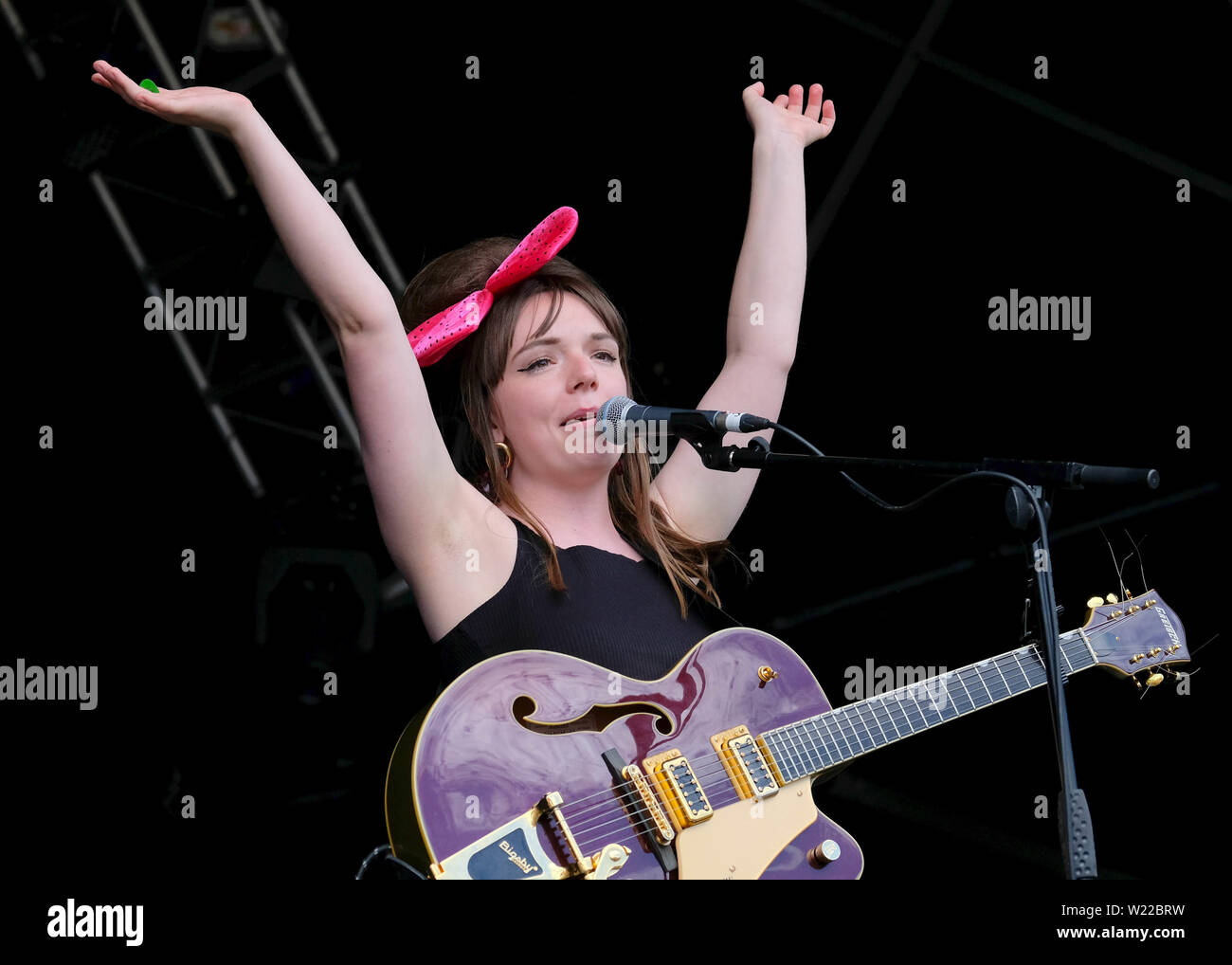 Emily capell singer hi-res stock photography and images - Alamy