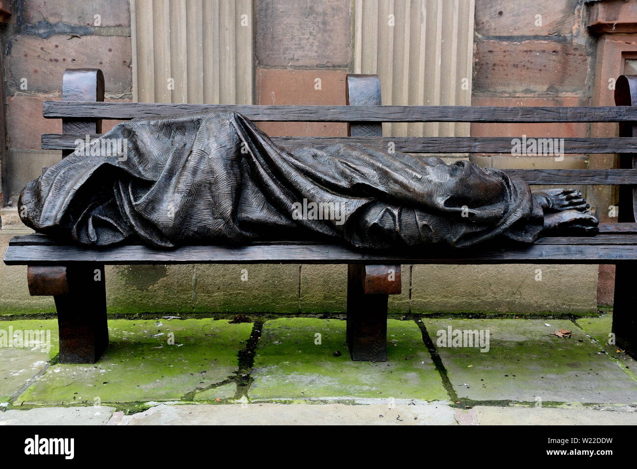 Homeless jesus statue hi-res stock photography and images - Alamy