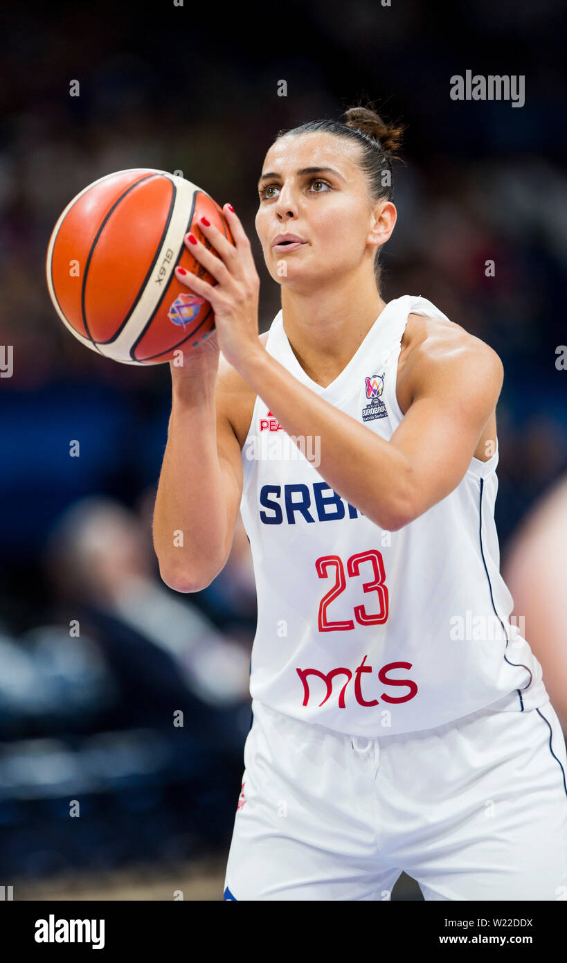 Ana Dabovic of SRB performs a free throw Stock Photo - Alamy