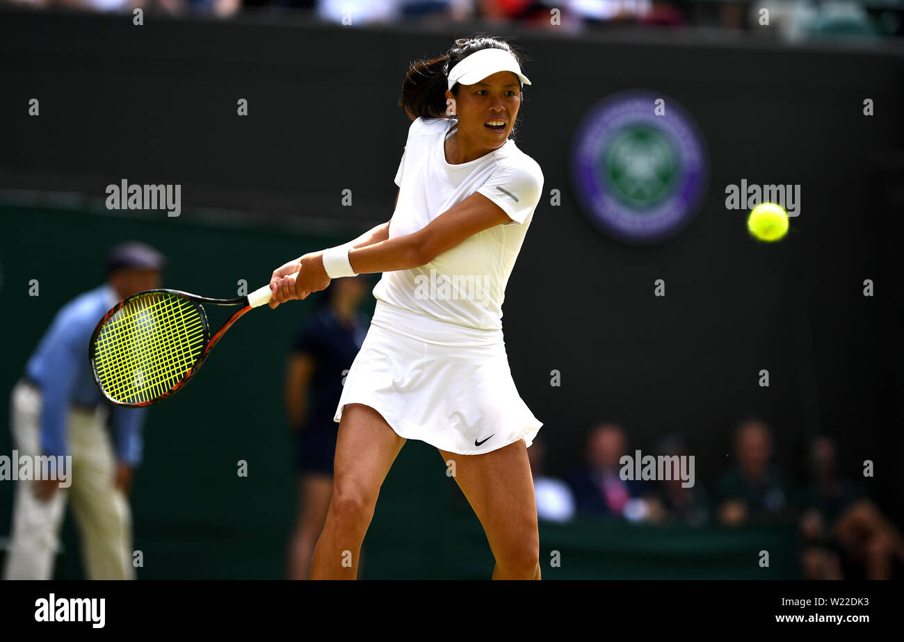 Hsieh Su-wei in action in the third round match against Karolina ...