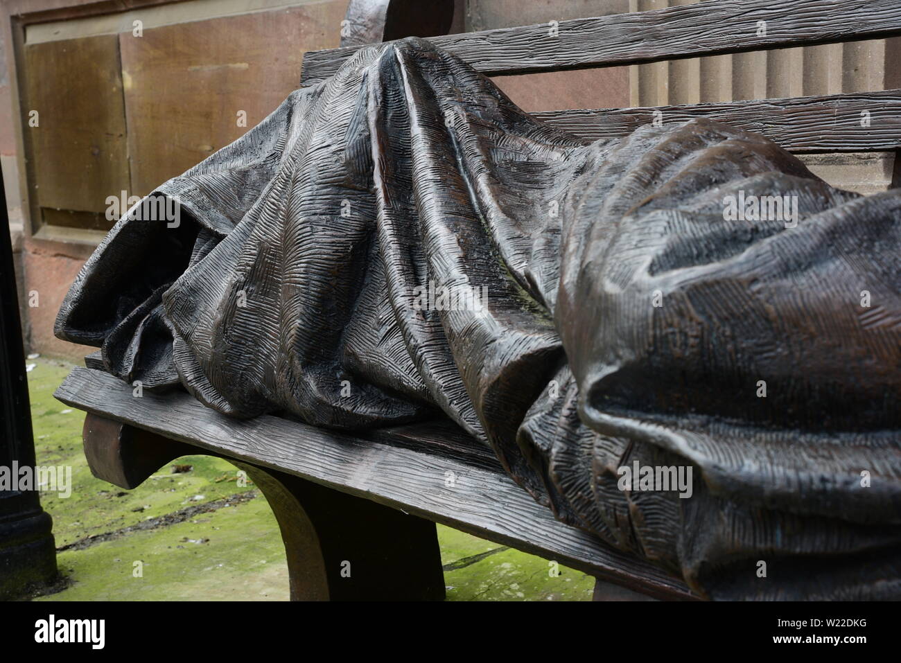 Homeless jesus statue hi-res stock photography and images - Alamy