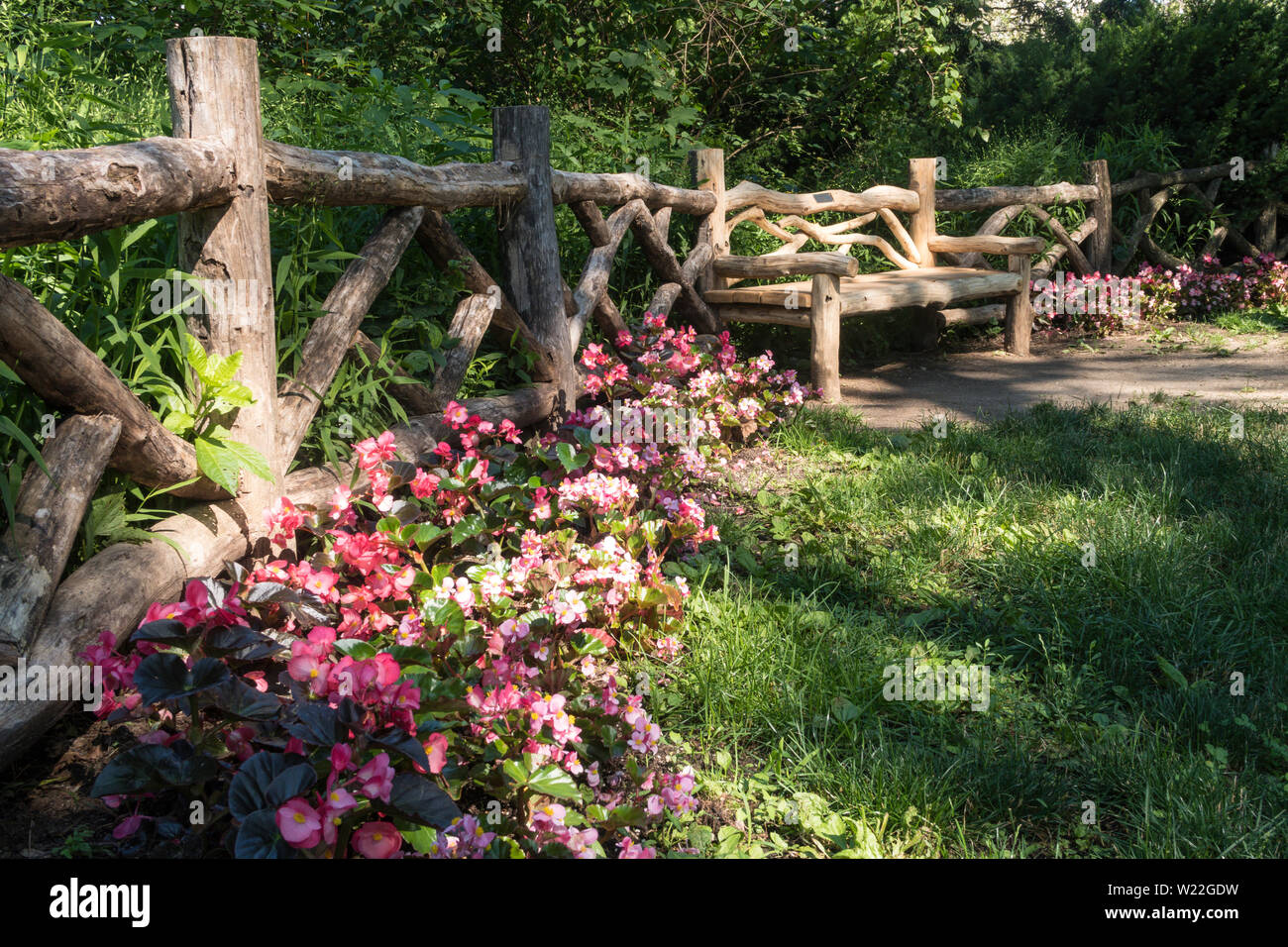 Natural Wooden Bench and Fence in rustic setting , Shakespeare Graden ...